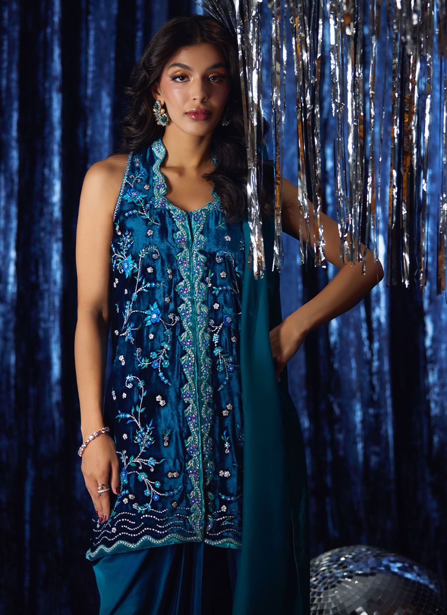Pri Prussian Blue Saari Jacket | Velvet | FARAH TALIB AZIZ – Chaand Tara