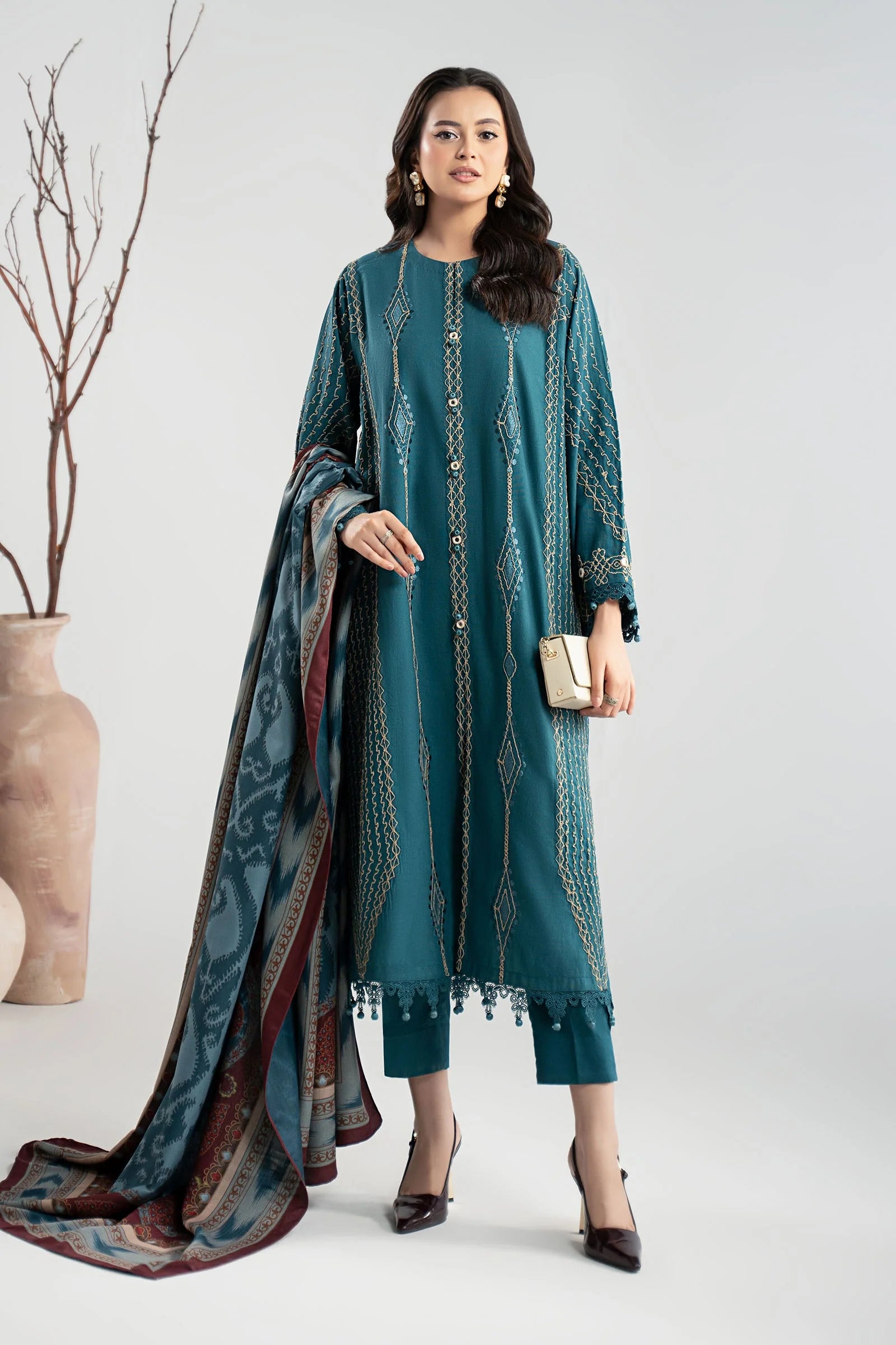 DW-W25-51-Blue | Luxury Pret | MARIA.B – Chaand Tara