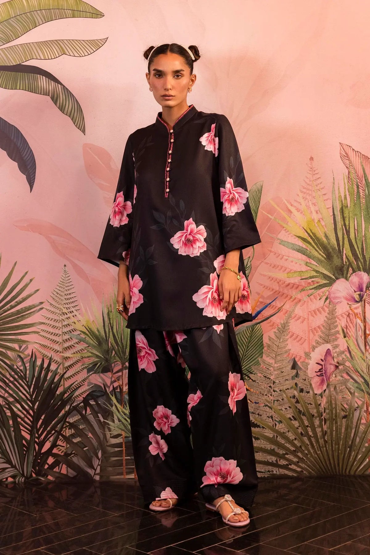 FW25BSP920P2T | Fall Winter Collection | SANA SAFINAZ – Chaand Tara